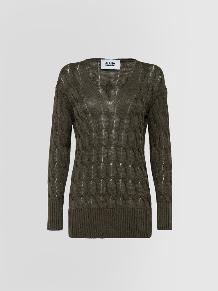 ALPHA STUDIO Woman: Knitwear and Apparel FW 2023