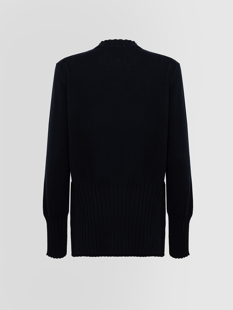 ALPHA STUDIO Woman: Knitwear and Apparel FW 2023