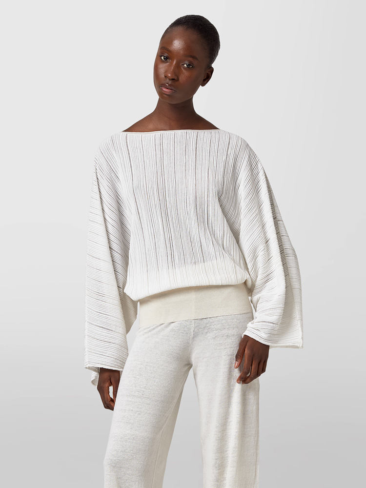 ALPHA STUDIO Woman: Knitwear and Apparel FW 2023