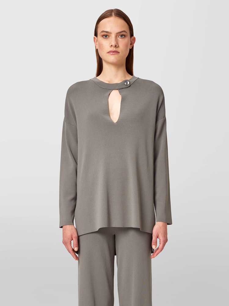 ALPHA STUDIO Woman: Knitwear and Apparel FW 2023