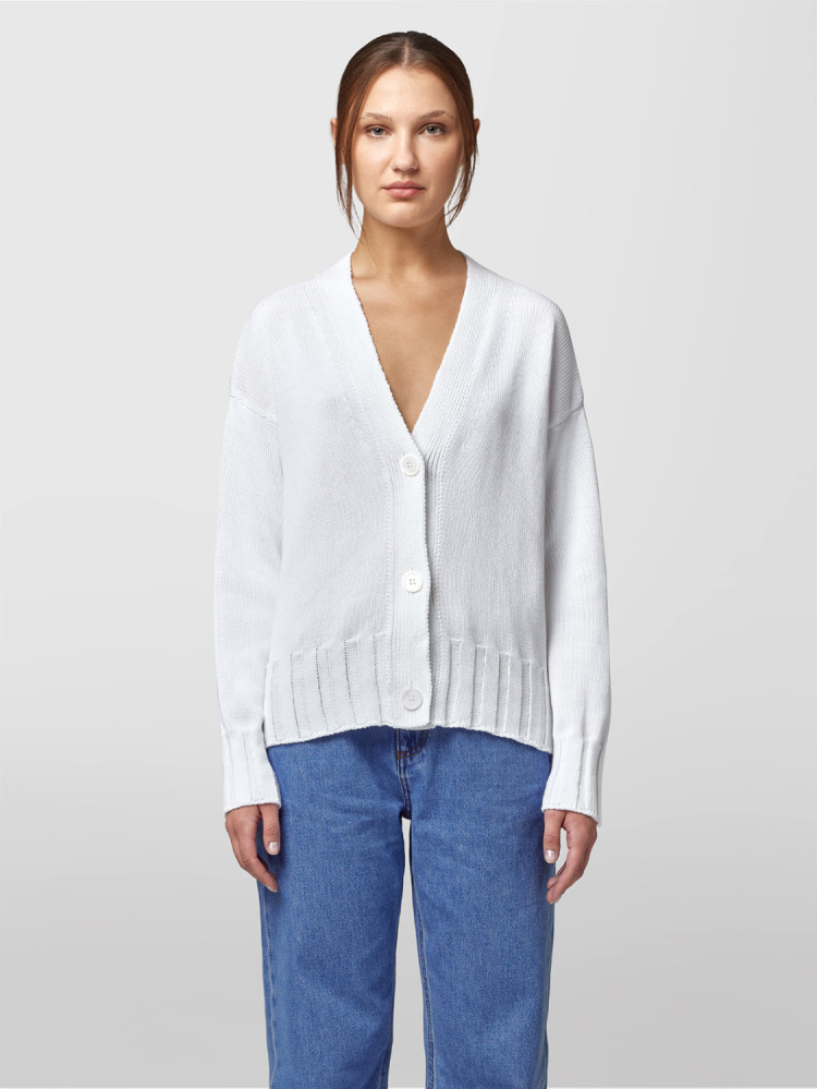 ALPHA STUDIO Woman: Knitwear and Apparel SS 2025