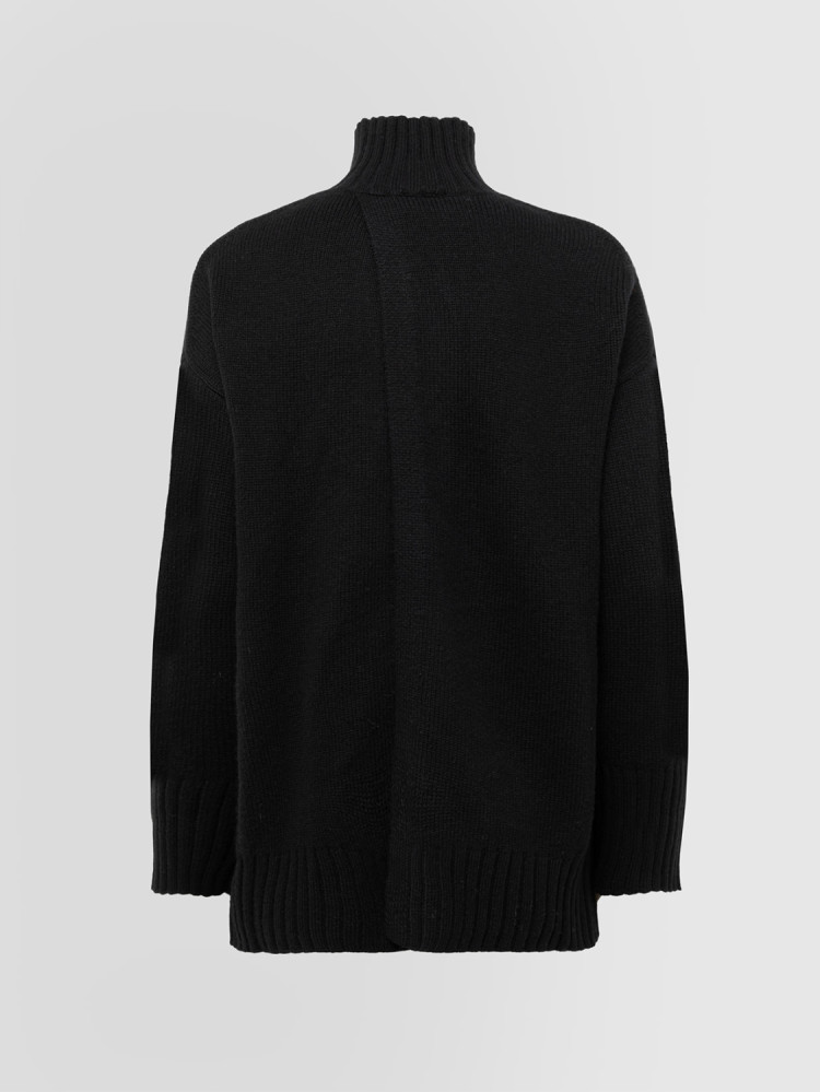 ALPHA STUDIO Woman: Knitwear and Apparel FW 2024