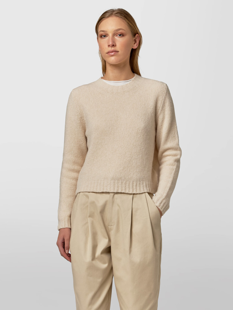 ALPHA STUDIO Woman: Knitwear and Apparel FW 2024