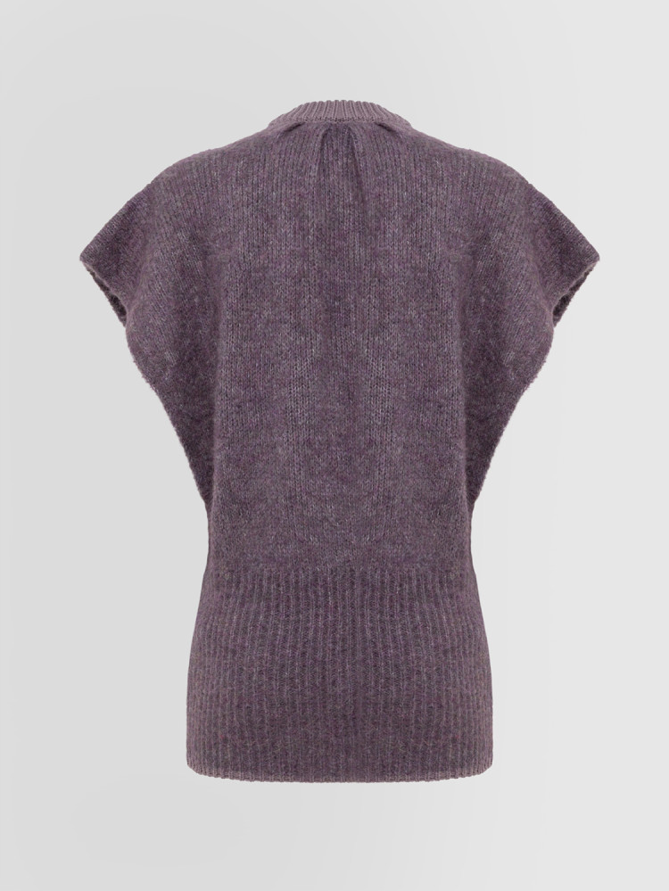 ALPHA STUDIO Woman: Knitwear and Apparel FW 2024